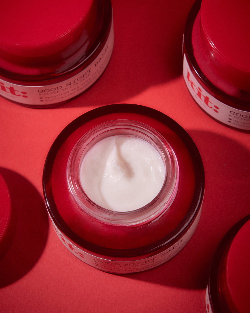 kit: | Modern formulas for all skinkind